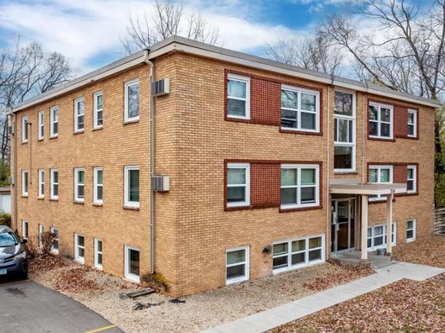 1 & Bedrooms Walking distance to McCarrons Lake! 1 Bedroom Apartment for Rent at 166 Mccarrons Blvd N, Roseville, MN 55113 Roseville