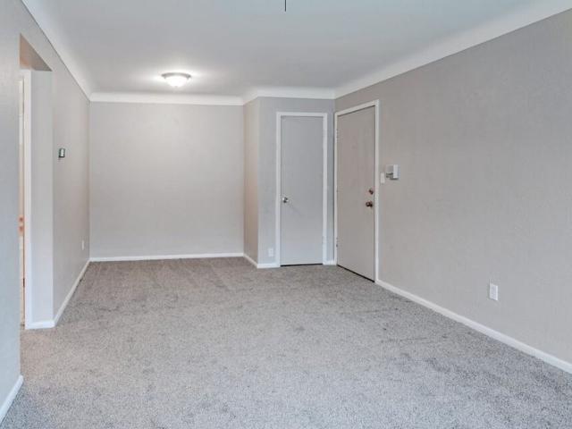 1 & Bedrooms Walking distance to McCarrons Lake! 2 Bedroom Apartment for Rent at 166 Mccarrons Blvd N, Roseville, MN 55113 Roseville