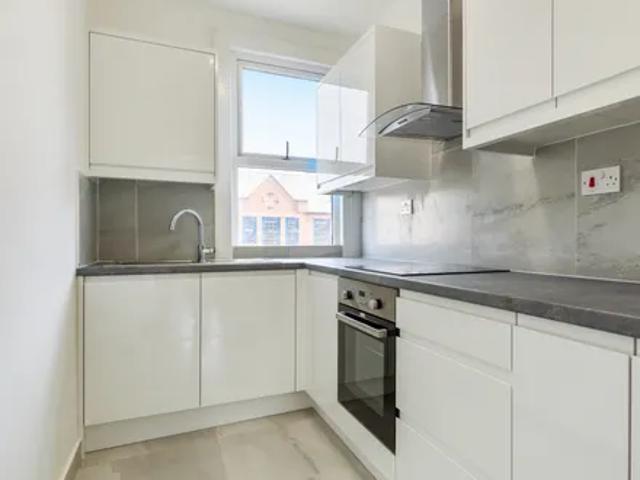 1 Beemans Row, London, SW18 4SR, United Kingdom | 1 bed apartment for rent #165952839 | Rentberry