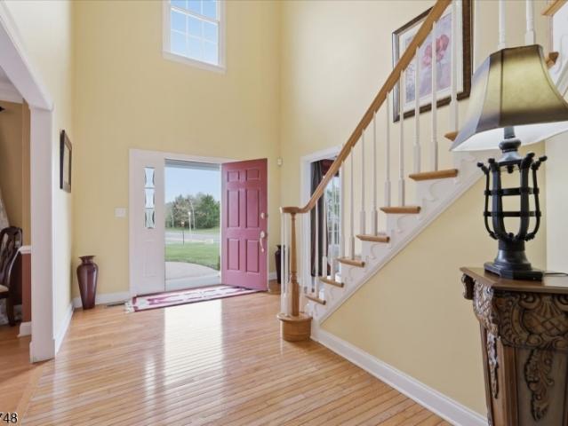 1 Beehive Ln