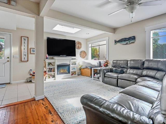 1 Bellmore Avenue