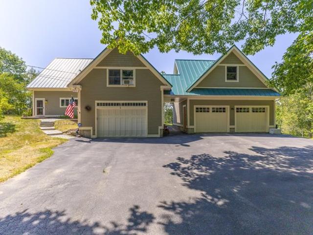 1 Benjamin Dr, Hallowell, ME 04347