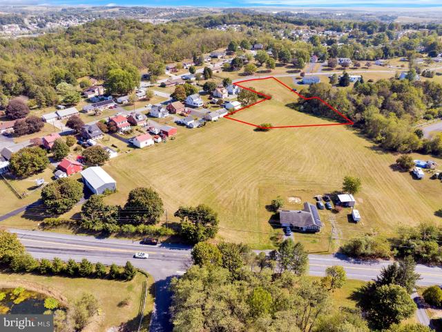 1 Berne Rd, Hamburg, PA 19526 | MLS #PABK2063 | Compass