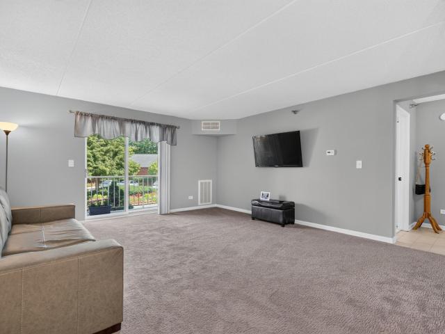 1 Bloomingdale Place # 207