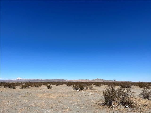 1 Boquina Rd, Phelan, CA 92371 | MLS #HD25245 | Compass