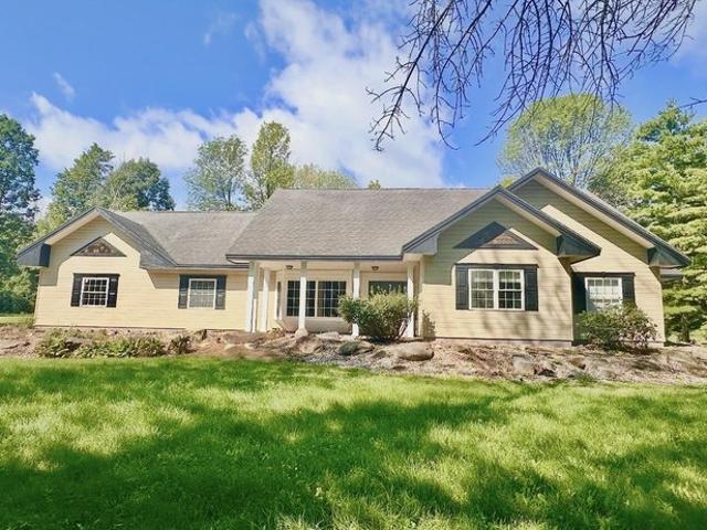 1 Bouchard Dr, Peru, NY 12972