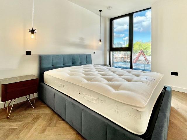 1 Boxwood Gardens, London E1W, 1 bed flat to rent, £2,750 pcm | PrimeLocation