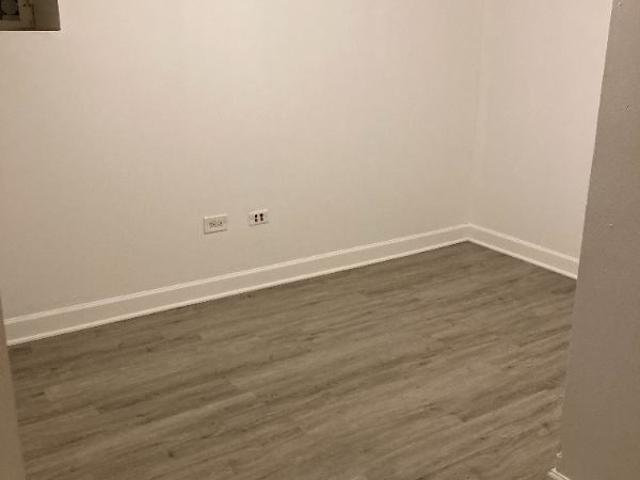 1 BR available in 3 Bedroom. $1100 Rent + utiliti
