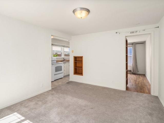 1 br apartment located in the best neighborbood in
