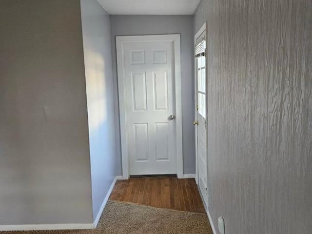 1 BR apartment near downtown Columbus IN! Has in u