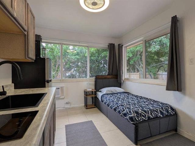 1 BR in Oakland Park