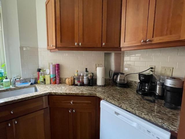 1 BR in a 2 BR 1 Bath