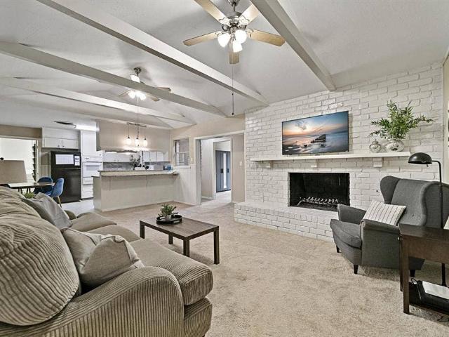 1 BR in Fort Worth