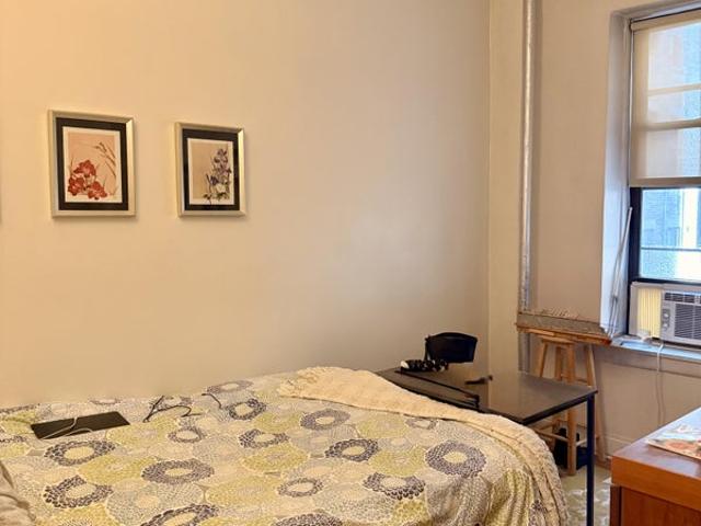 1 br in prewar elevator bldg on UWS