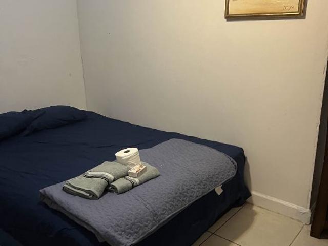 1 BR studio 1918 utility Included
