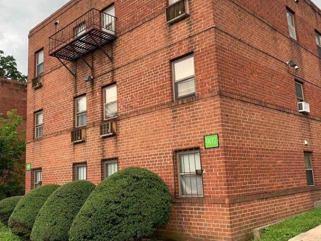 1 BR, 0 BA Apartment 913 E Cliveden Street, Philadelphia, PA 19119