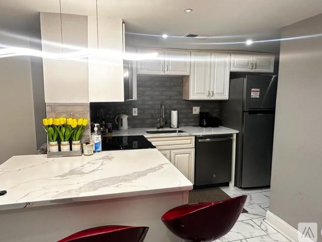 1 BR, 1.5 BA Apartment 3 New York Ave NW, Unit B, Washington, DC 20001