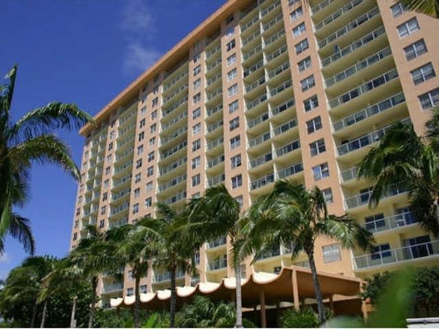 1 BR, 1.5 BA Apartment 100 Kings Point Drive Unit 1223, North Miami Beach, FL 33160