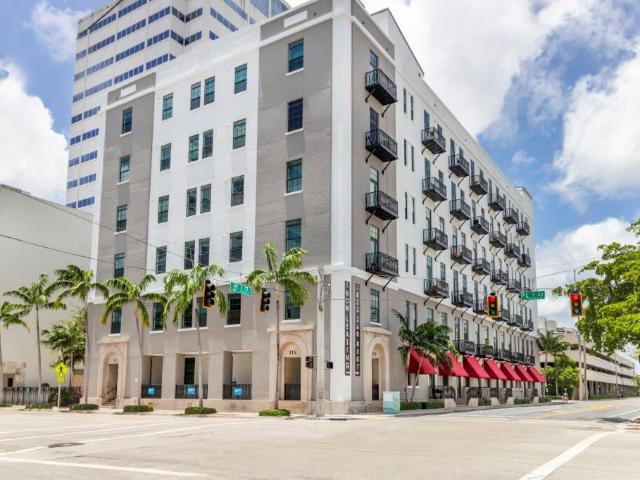 1 BR, 1.5 BA Apartment 115 Northeast 3rd Avenue Unit 411, Fort Lauderdale, FL 33301