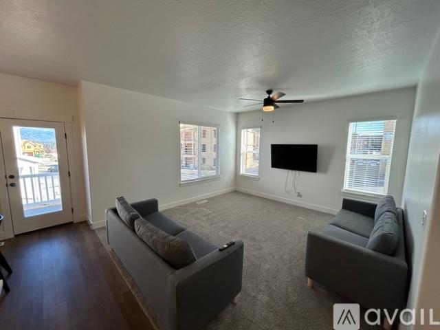 1 BR, 1.5 BA Apartment 1298 Sage Dr, Unit Northwest regular room, Lehi, UT 84043
