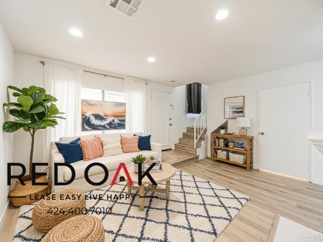 1 BR, 1.5 BA Apartment 15050 Moorpark Street, Sherman Oaks, CA 91403