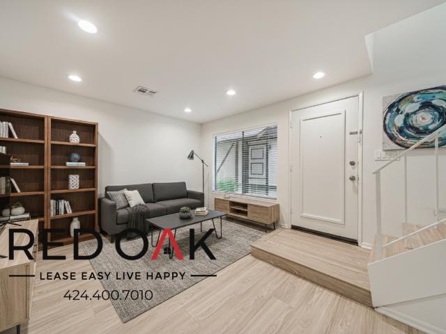 1 BR, 1.5 BA Apartment 15050 Moorpark Street, Sherman Oaks, CA 91403