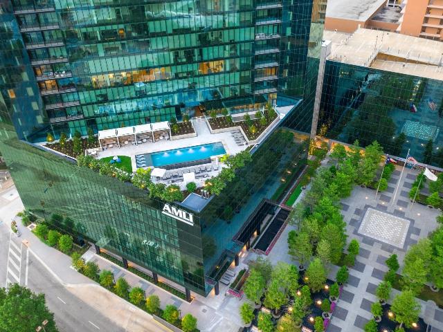 1 BR, 1.5 BA Apartment 1800 North Field Street Unit 2801, Dallas, TX 75202