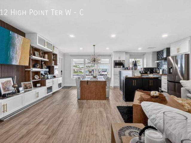 1 BR, 1.5 BA Apartment 212 High Point Ter W, Delray Beach, FL 33445