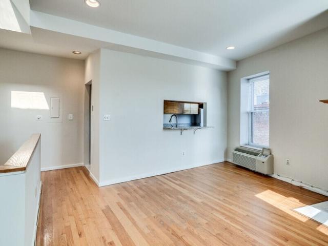 1 BR, 1.5 BA Apartment 2300 18th ST NW, Washington, DC 20009
