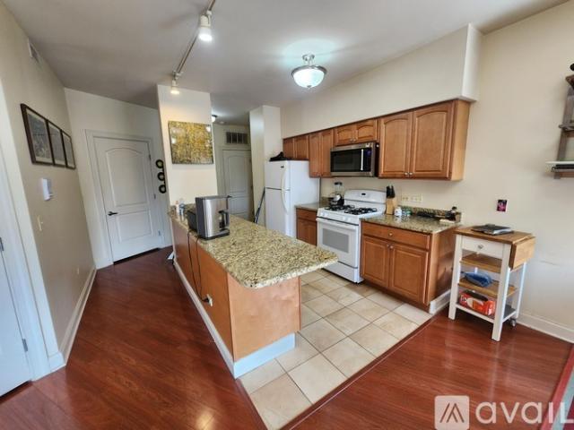 1 BR, 1.5 BA Apartment 2318 N Milwaukee Ave, Unit 303, Chicago, IL 60647