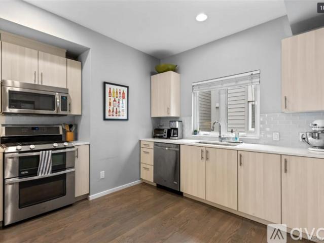 1 BR, 1.5 BA Apartment 2725 West 25th Avenue, Denver, CO 80211