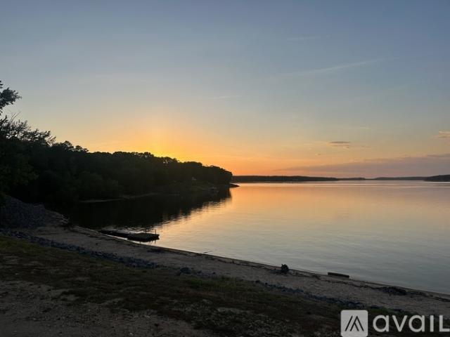 1 BR, 1.5 BA Apartment 476 Strawberry Ln, Unit B, Buffalo Junction, VA 24529