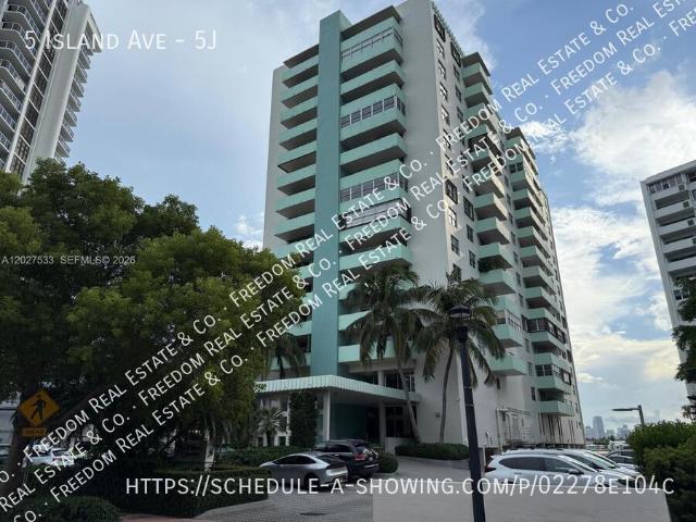 1 BR, 1.5 BA Apartment 5 Island Ave, Miami Beach, FL 33139