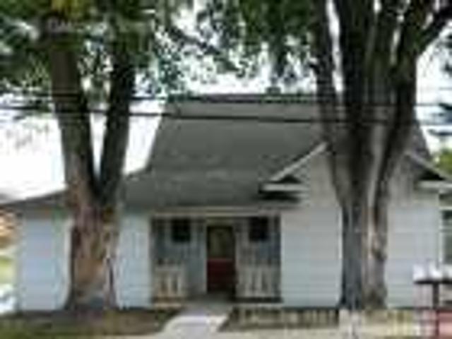 1 BR, 1.5 BA Apartment 730 Oakland Street, Hendersonville, NC 28791