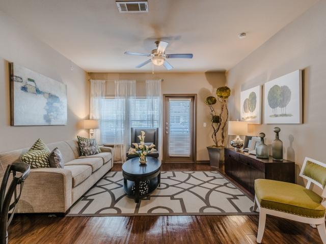 1 BR, 1.5 BA Apartment 7425 La Vista Drive Unit 0915, Dallas, TX 75214