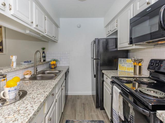1 BR, 1.5 BA Apartment 8162 Richmond Avenue Unit 03 0303, Houston, TX 77063