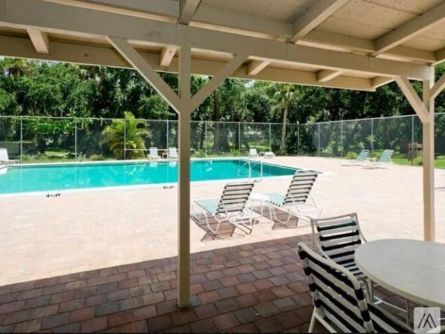 1 BR, 1.5 BA Apartment 904 Byron Lane, Unit Room #1, Sarasota, FL 34243