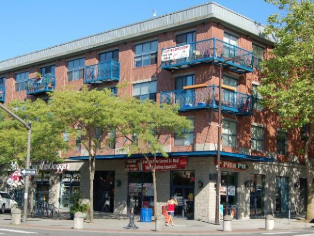1 Br, 1 bath 1304 Railroad Avenue