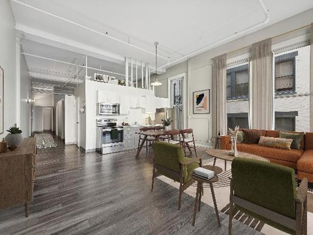 1 Br, 1 bath, Apartment 1531 Stout St