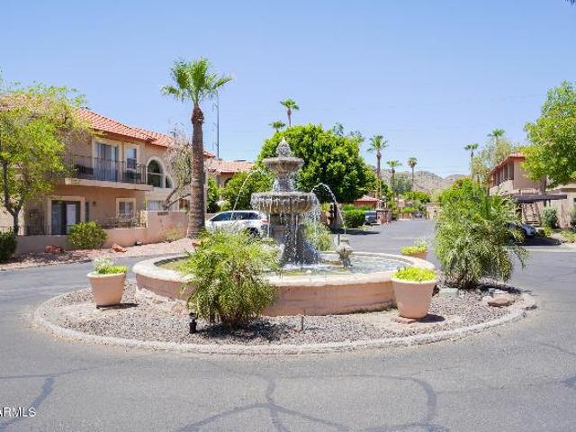 1 Br, 1 bath, Townhouse/Brownstone/RowHouse 10410 N Cave Creek Road