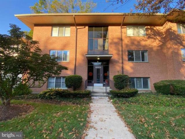1 Br, 1 bath, Townhouse/Brownstone/RowHouse 10424 Rockville Pike
