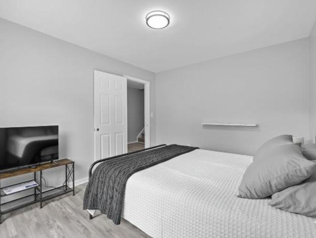 1 Br, 1 bath, Townhouse/Brownstone/RowHouse 10014 Forest View Place