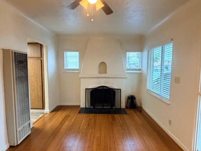 1 Br, 1 bath, Townhouse/Brownstone/RowHouse 114 Geil St