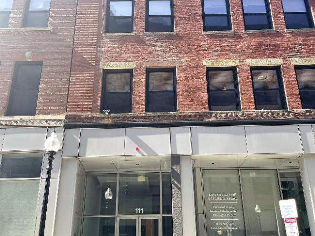 1 Br, 1 bath, Townhouse/Brownstone/RowHouse 111 Beach Street