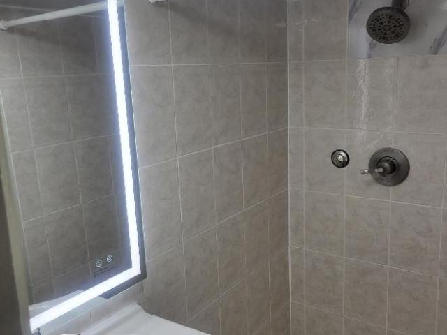 1 Br, 1 bath, Townhouse/Brownstone/RowHouse 1120 Quebec St