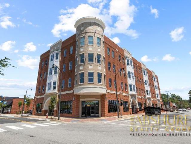 1 Br, 1 bath, Townhouse/Brownstone/RowHouse 145 South Main Street