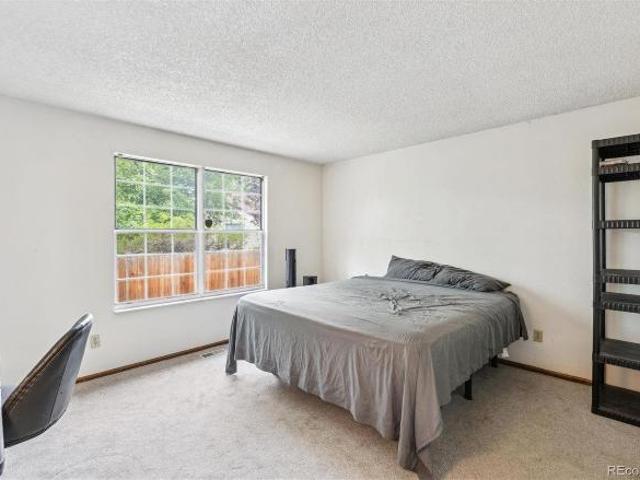 1 Br, 1 bath, Townhouse/Brownstone/RowHouse 14333 E Warren Pl