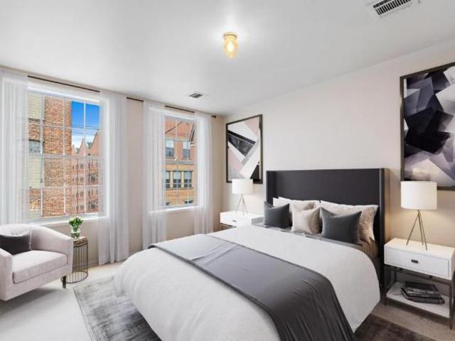 1 Br, 1 bath, Townhouse/Brownstone/RowHouse 16 Manning