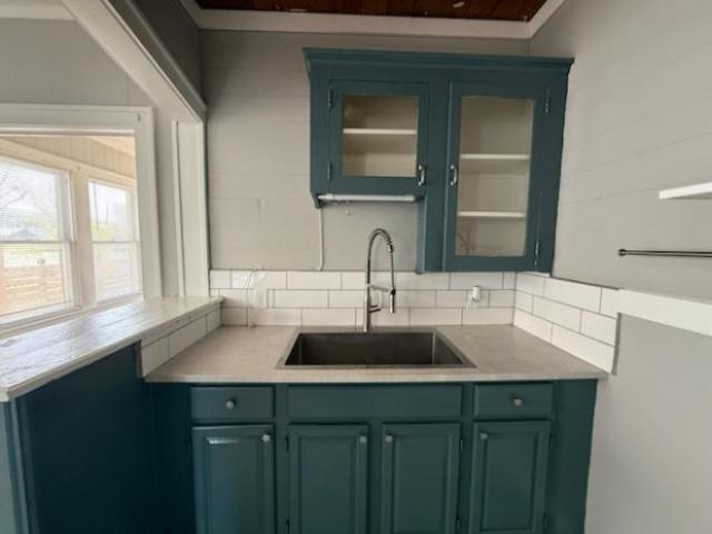 1 Br, 1 bath, Townhouse/Brownstone/RowHouse 1743 Mckinley Ave