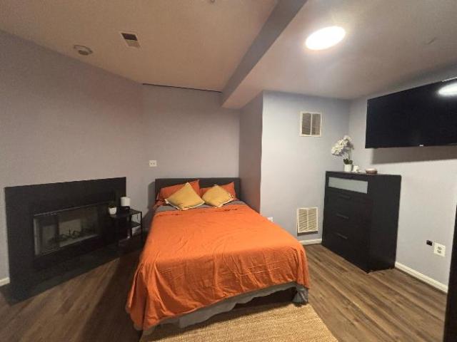 1 Br, 1 bath, Townhouse/Brownstone/RowHouse 19135 Highstream Drive